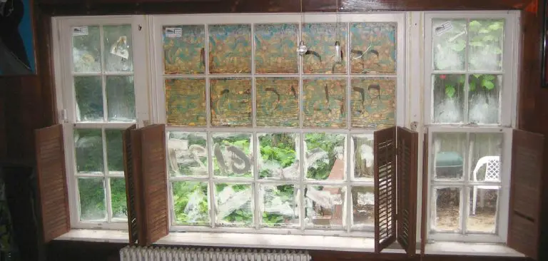 How to Dress Three Windows Side by Side | Easy Ideas (2025)